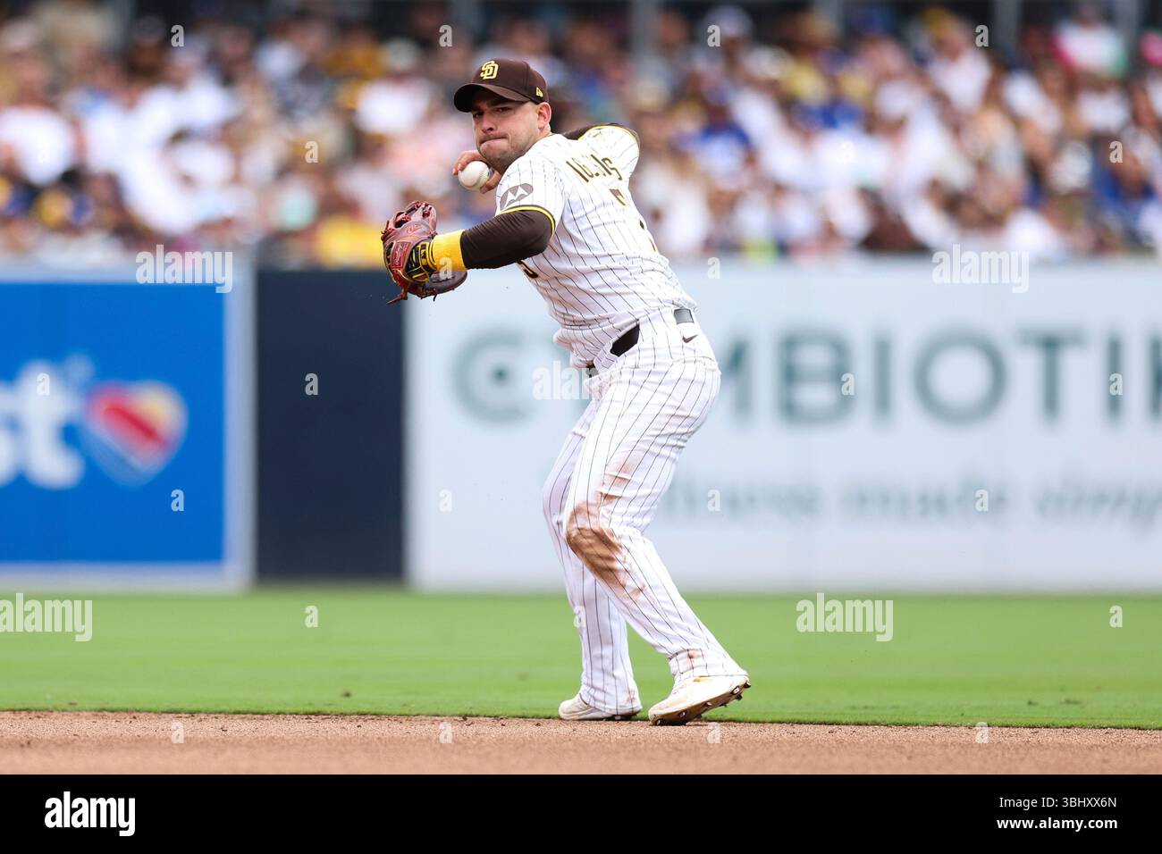 San Diego Padres shortstop Jose Iglesias prepares to throw to first ...