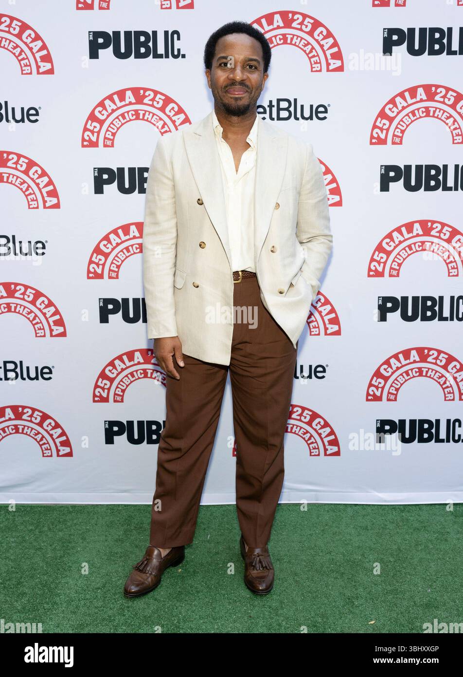 André Holland Attends The Public Theater Gala At The Delacorte Theater On Wednesday June 11