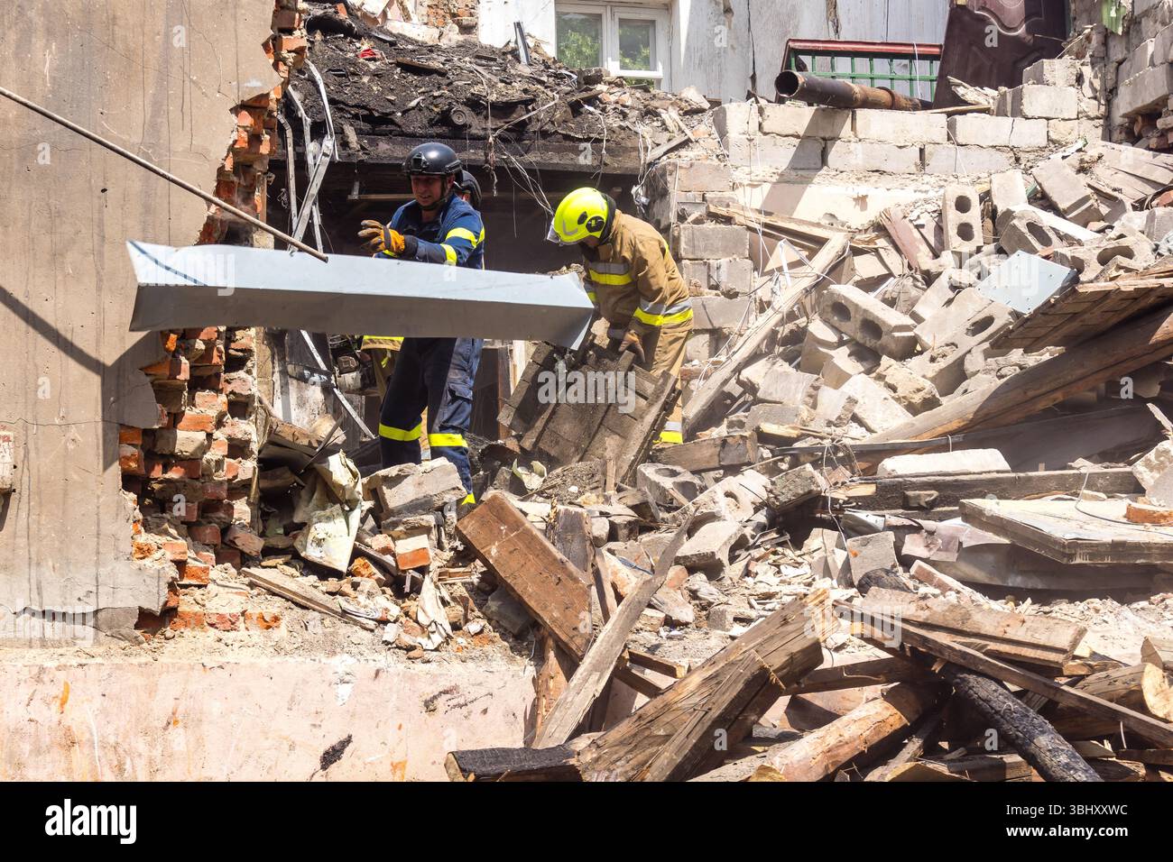 Kharkiv, Ukraine, June 11, 2025 Firefighters are responding to a ...