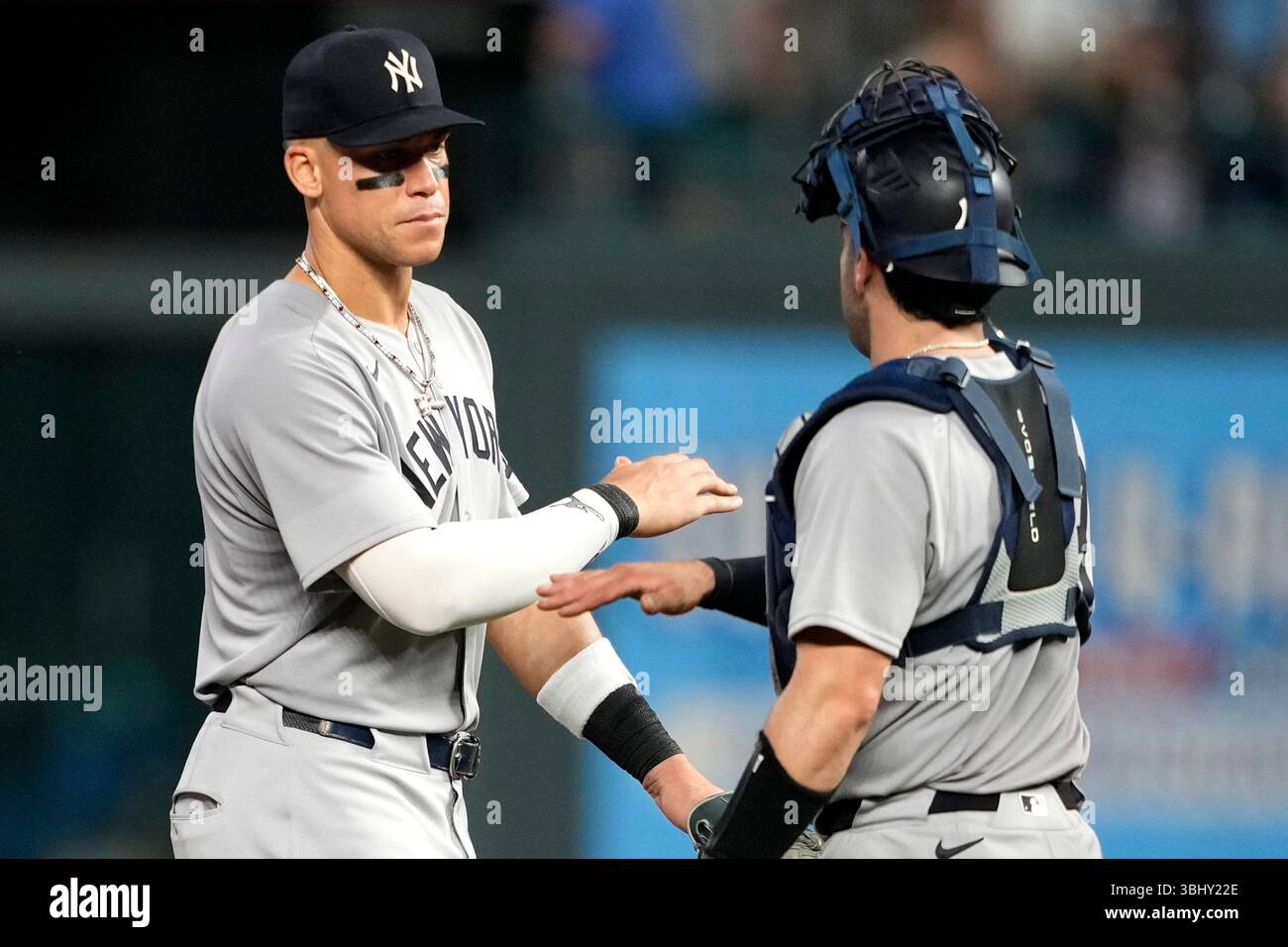 New York Yankees' Aaron Judge, left, and New York Yankees catcher ...