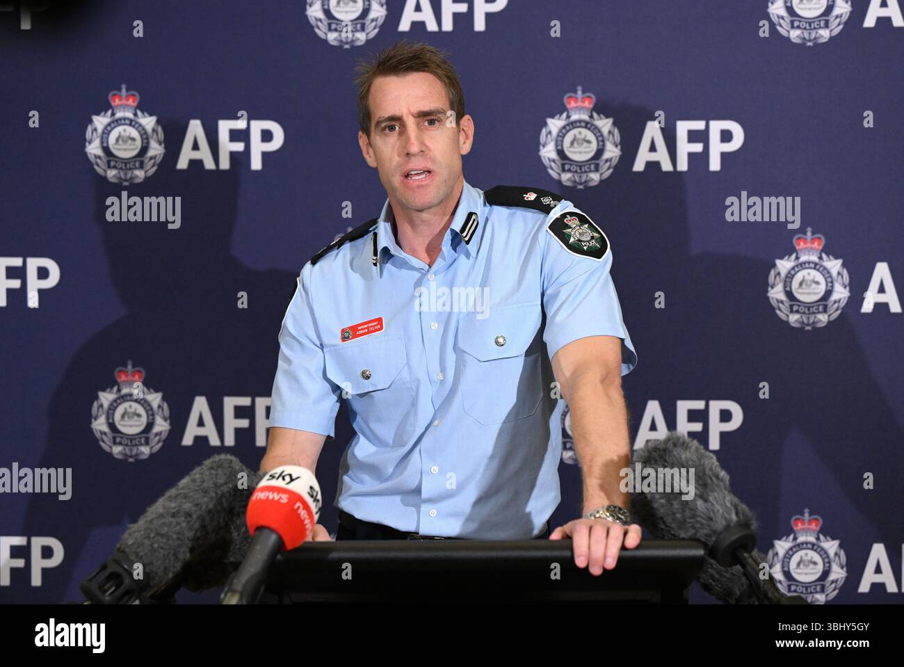 Detective Superintendent Adrian Telfer from the Australian Federal ...