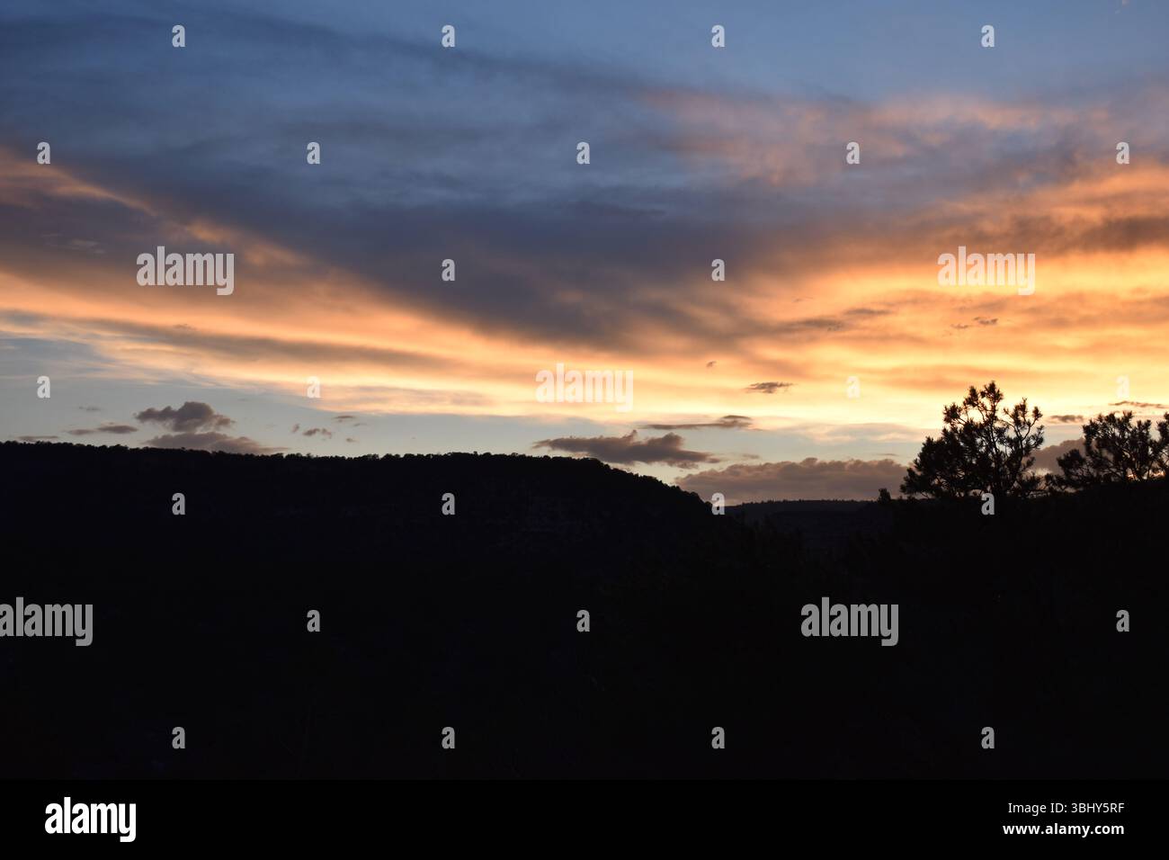 Radiating pink clouds hi-res stock photography and images - Alamy
