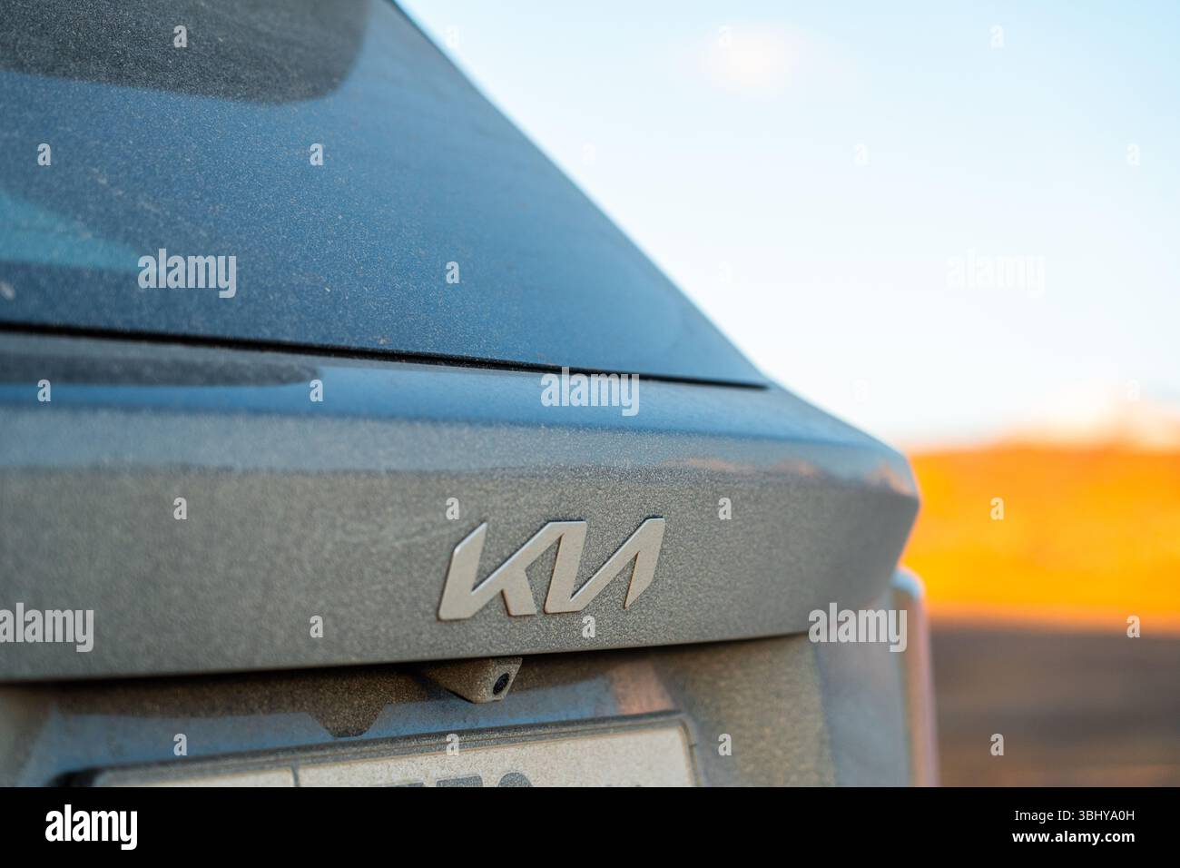 Kia minimalist logo hi-res stock photography and images - Alamy