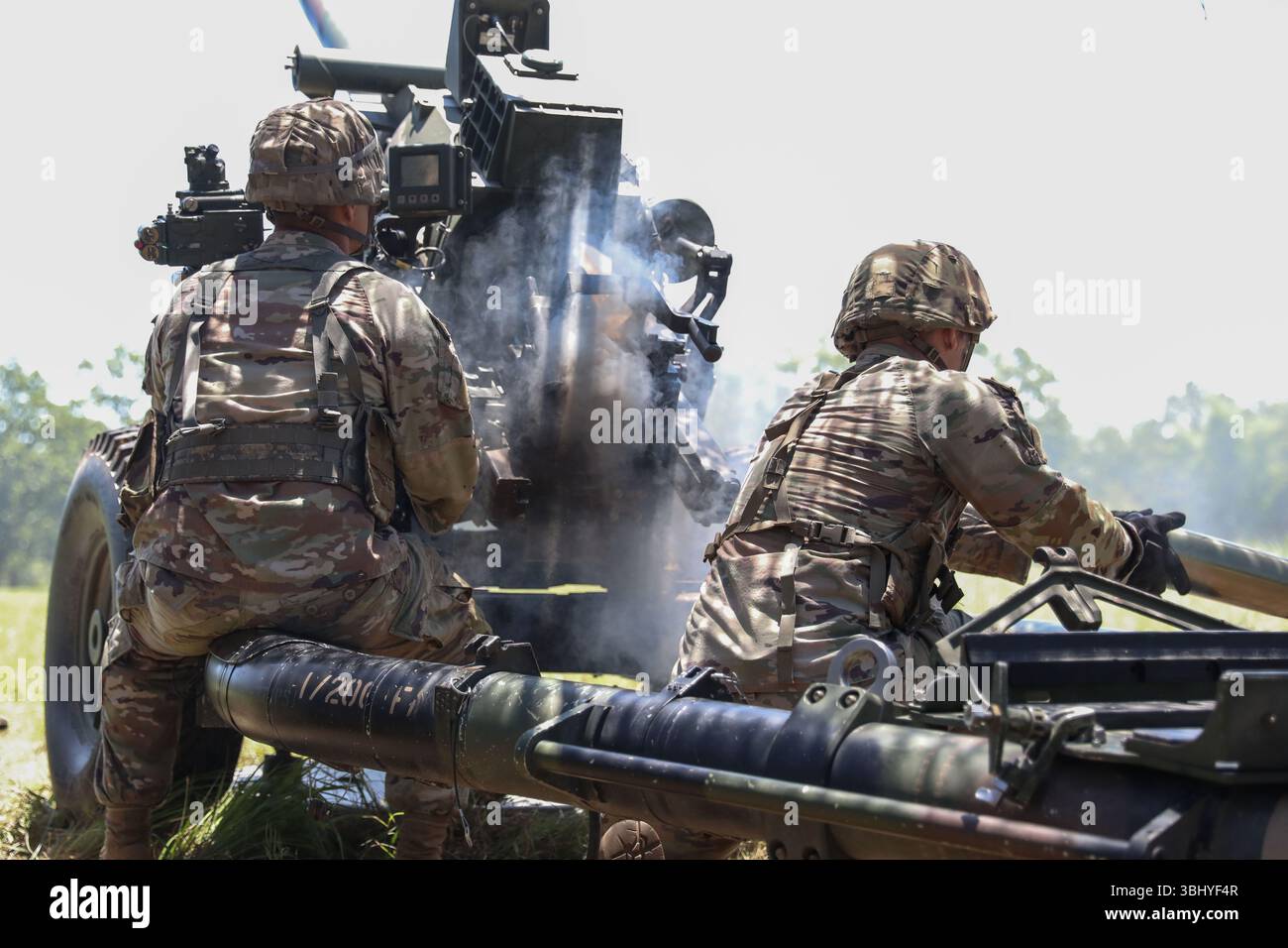 Arkansas National Guard Soldiers in Alpha Battery, 1st Battalion, 206th ...