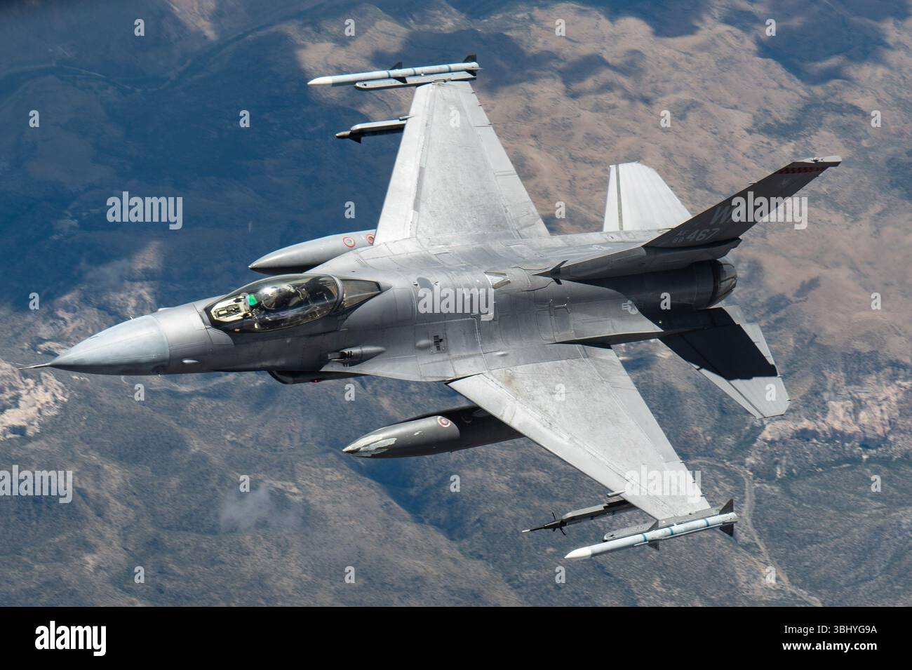 A U.S. Air Force F-16 Fighting Falcon assigned to the 16th Weapons ...