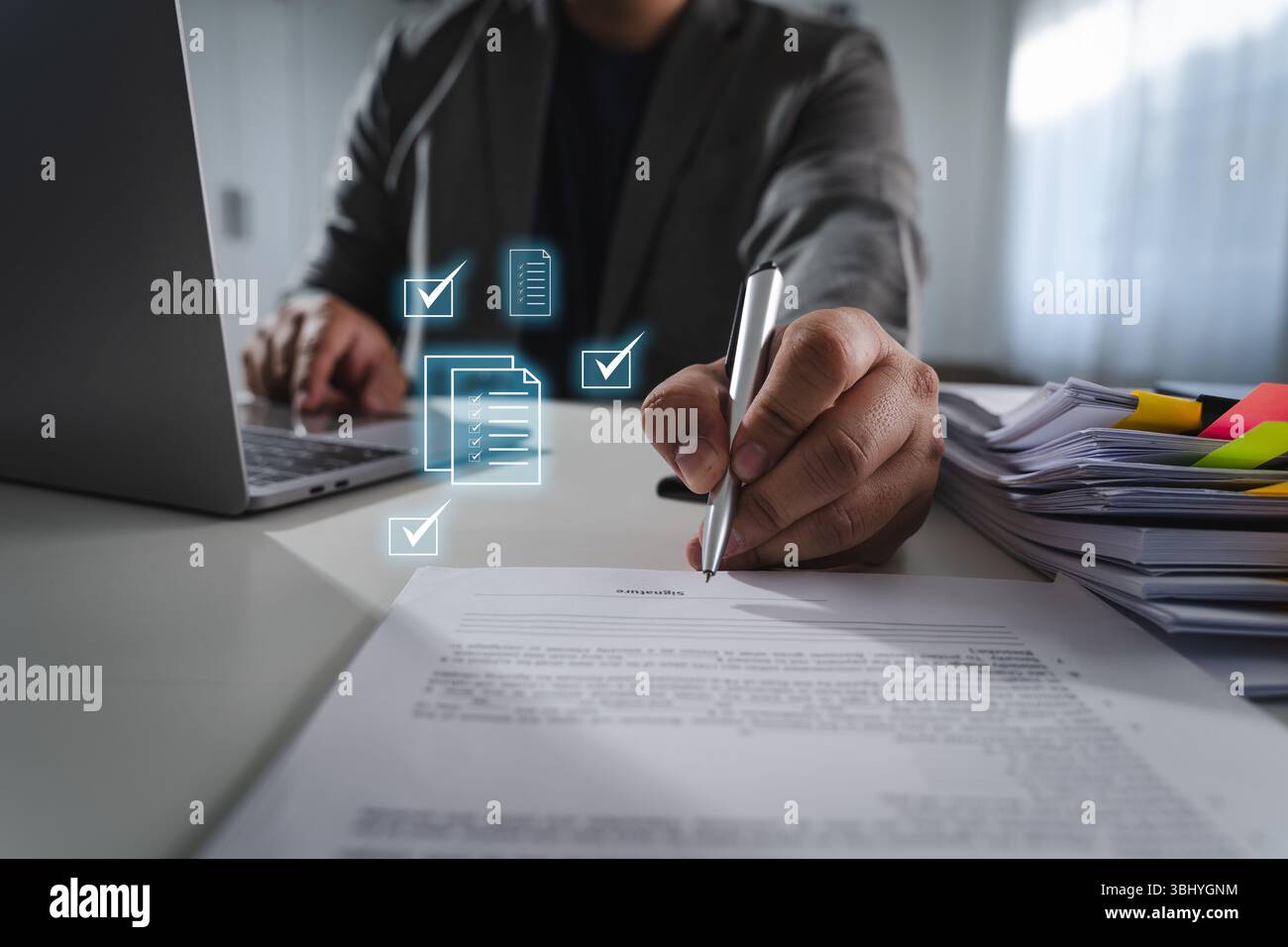 Digital checklist approved document hi-res stock photography and images ...
