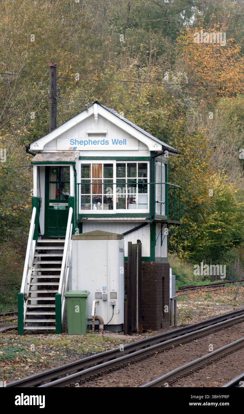 Shepherds Well historic railway signal box, Shepherds Well Railway ...