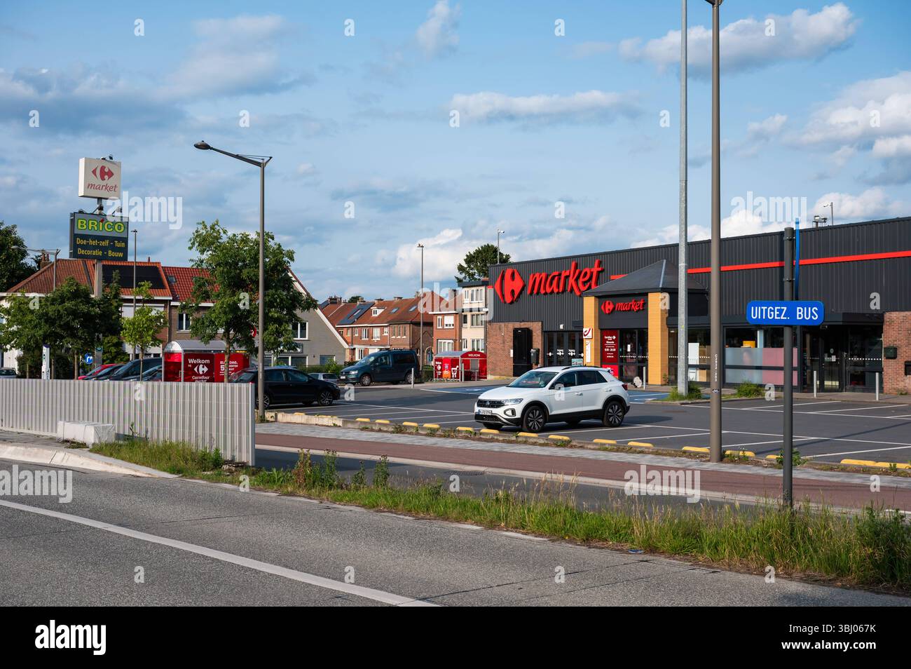Carrefour market and brico retail store with parking lot in Strombeek ...