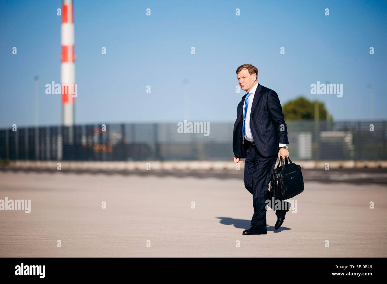 Johann Wadephul CDU, Bundesaussenminister, aufgenommen beim betreten ...