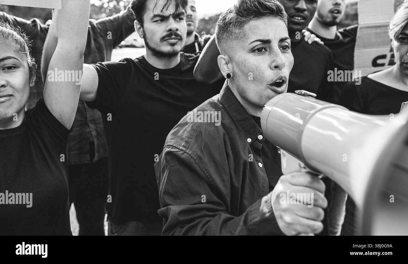 Outdoor laws Black and White Stock Photos & Images - Alamy