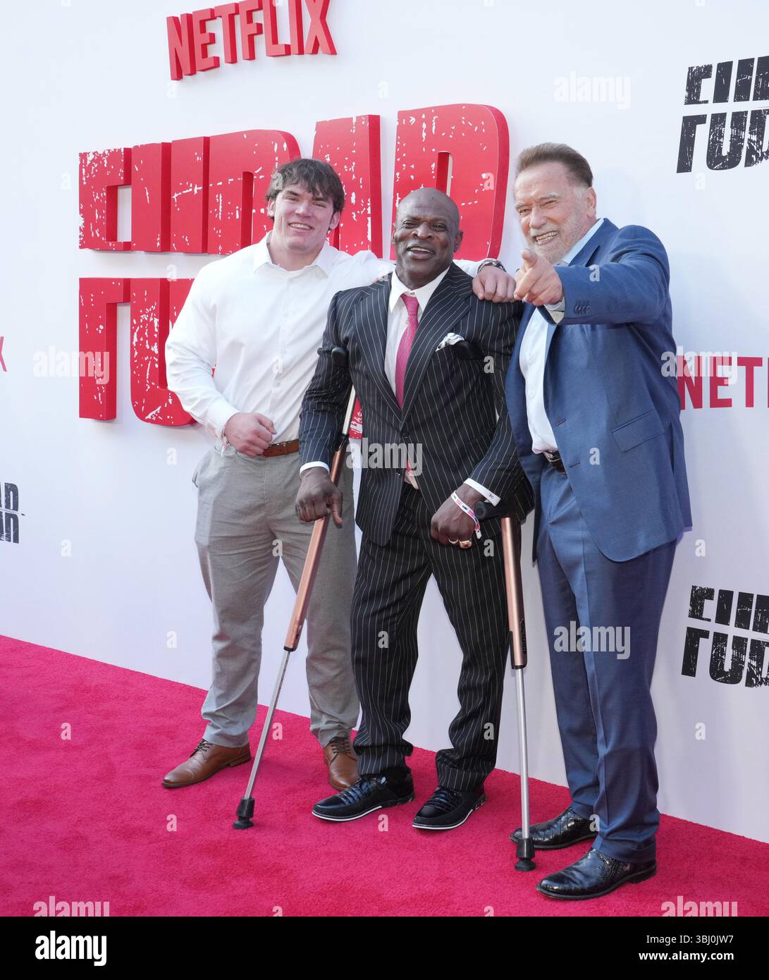 (L-R) Sam Sulek, Ronnie Coleman and Arnold Schwarzenegger at the ...