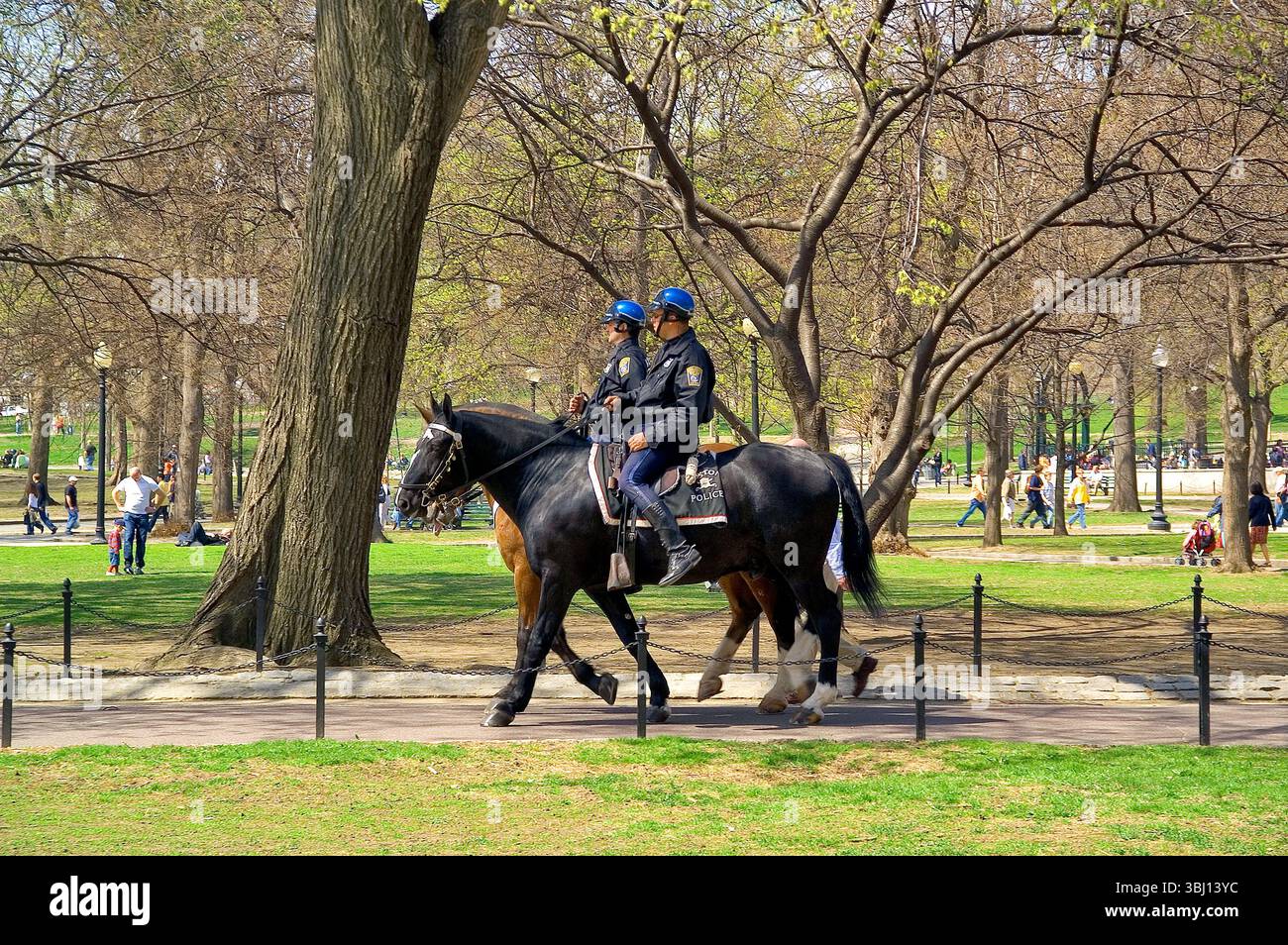 Boston mounted park rangers hi-res stock photography and images - Alamy
