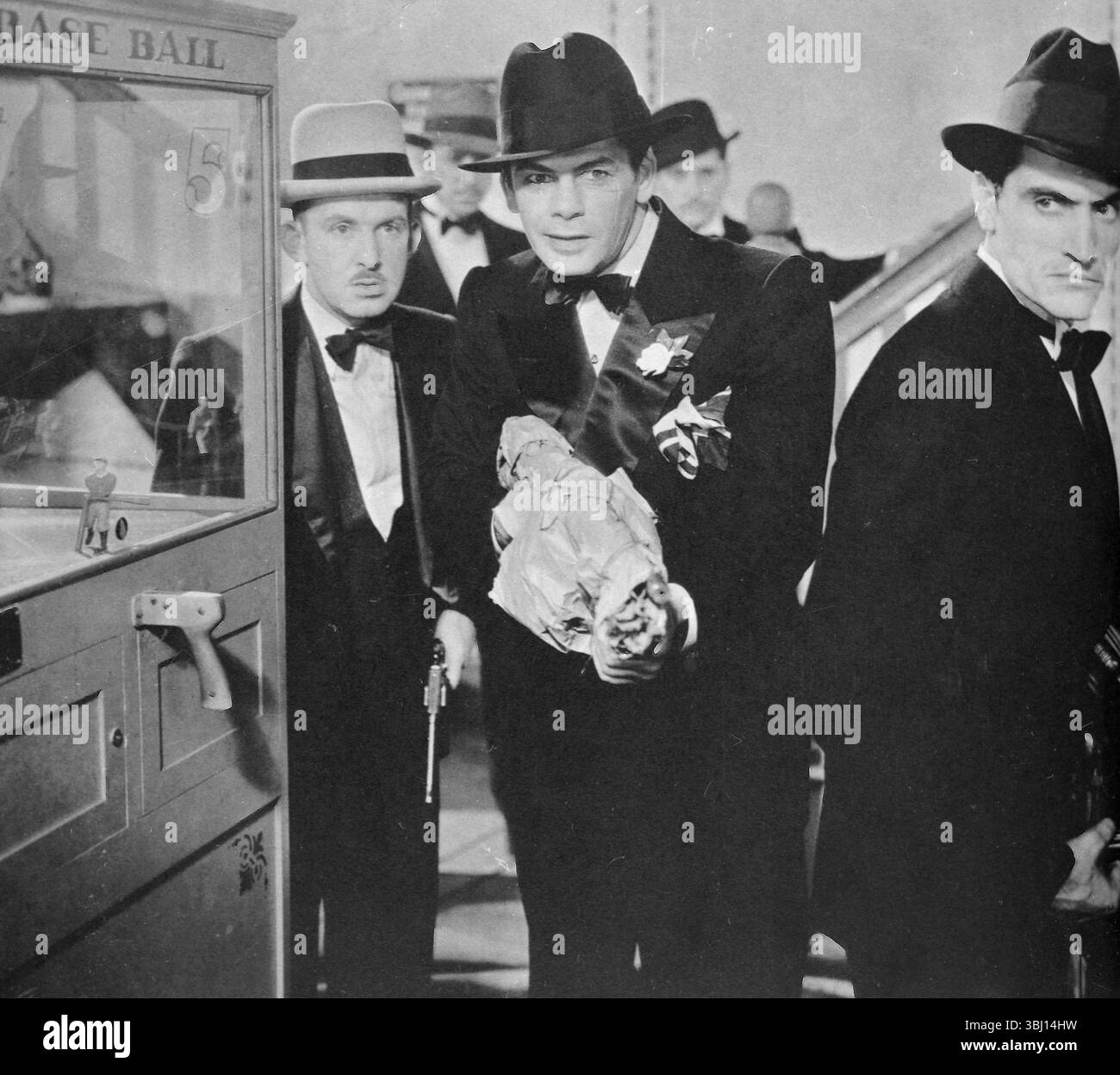 Actors Vince Barnett, Paul Muni, and Tony Camonte in the movie Scarface ...