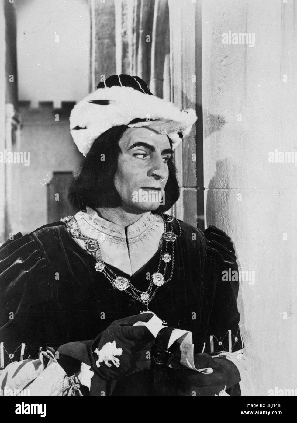 British actor Laurence Olivier in the play Richard III, 1950s Stock ...