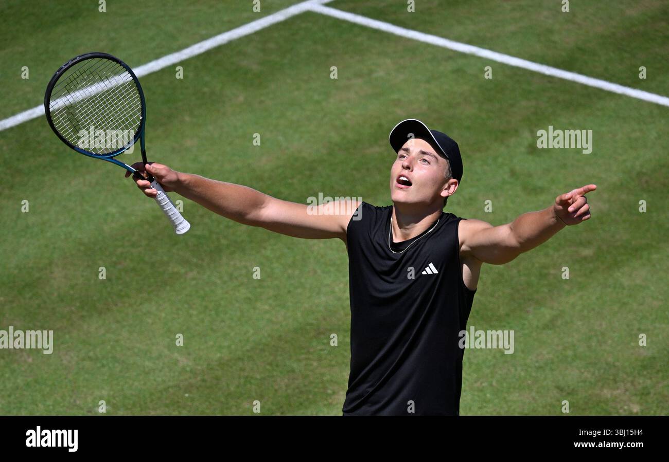 Justin Engel (GER) jubelt ueber Matchgewinn, Jubel, Freude, Emotion ...