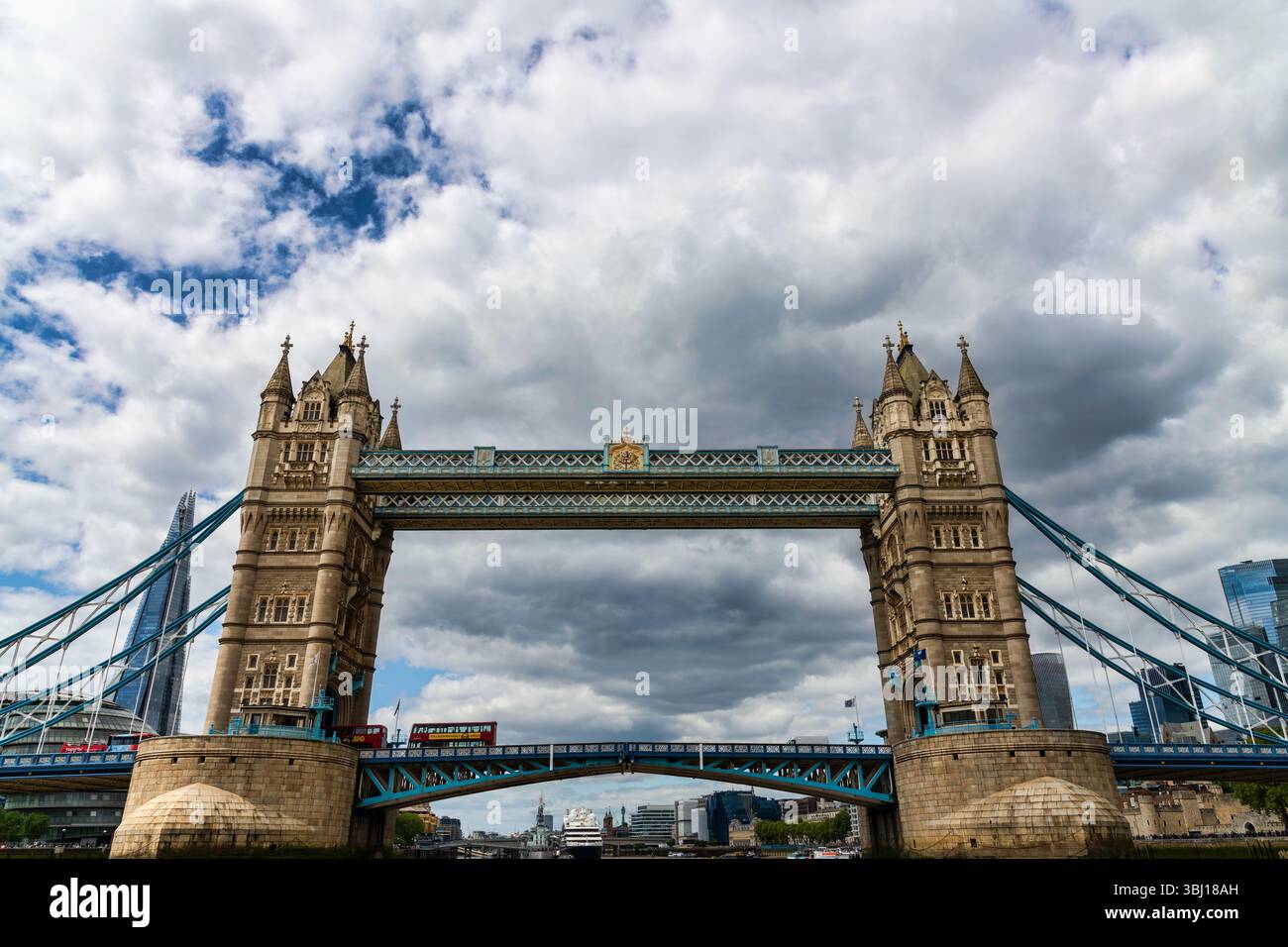 London, England, UK - May 4, 2025: Iconic Tower Bridge, red double ...