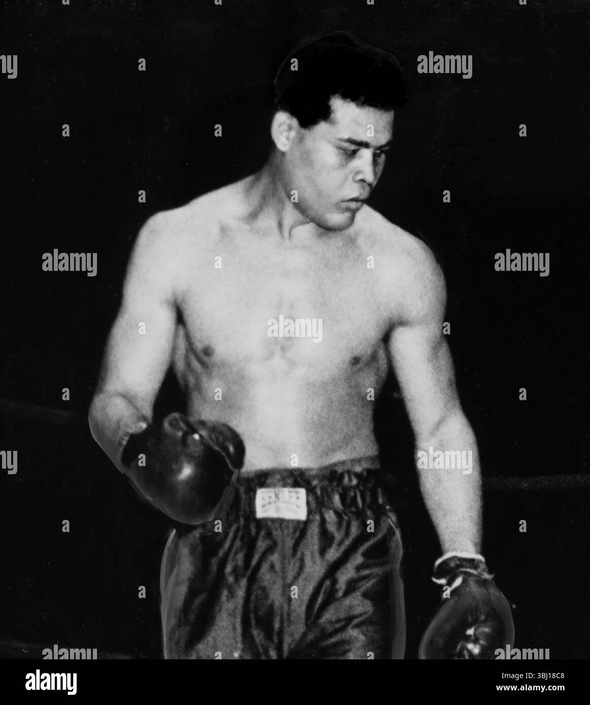 Joe louis knocked out hi-res stock photography and images - Alamy