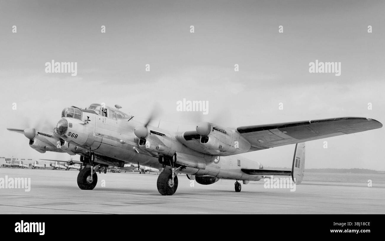 405 squadron hi-res stock photography and images - Alamy