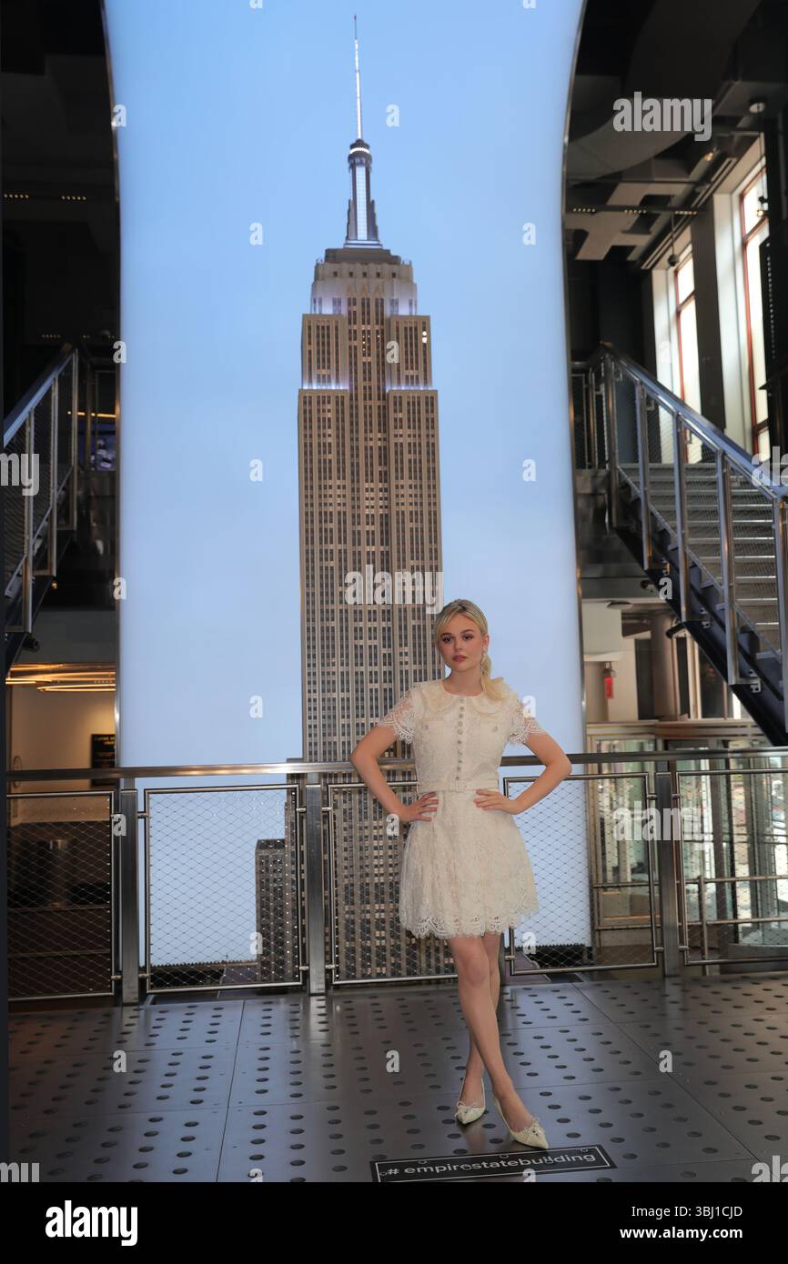 NEW YORK, NEW YORK - JUNE 11: Cast members of Prime Video's upcoming ...