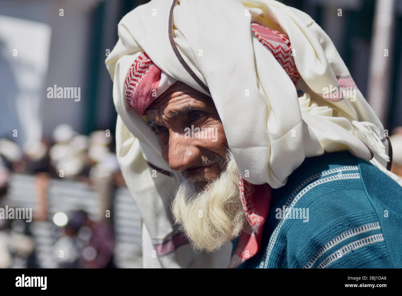 Srinagar, India. 10th June, 2025. 6/10/2025 Potrait of nomadic Kashmiri ...