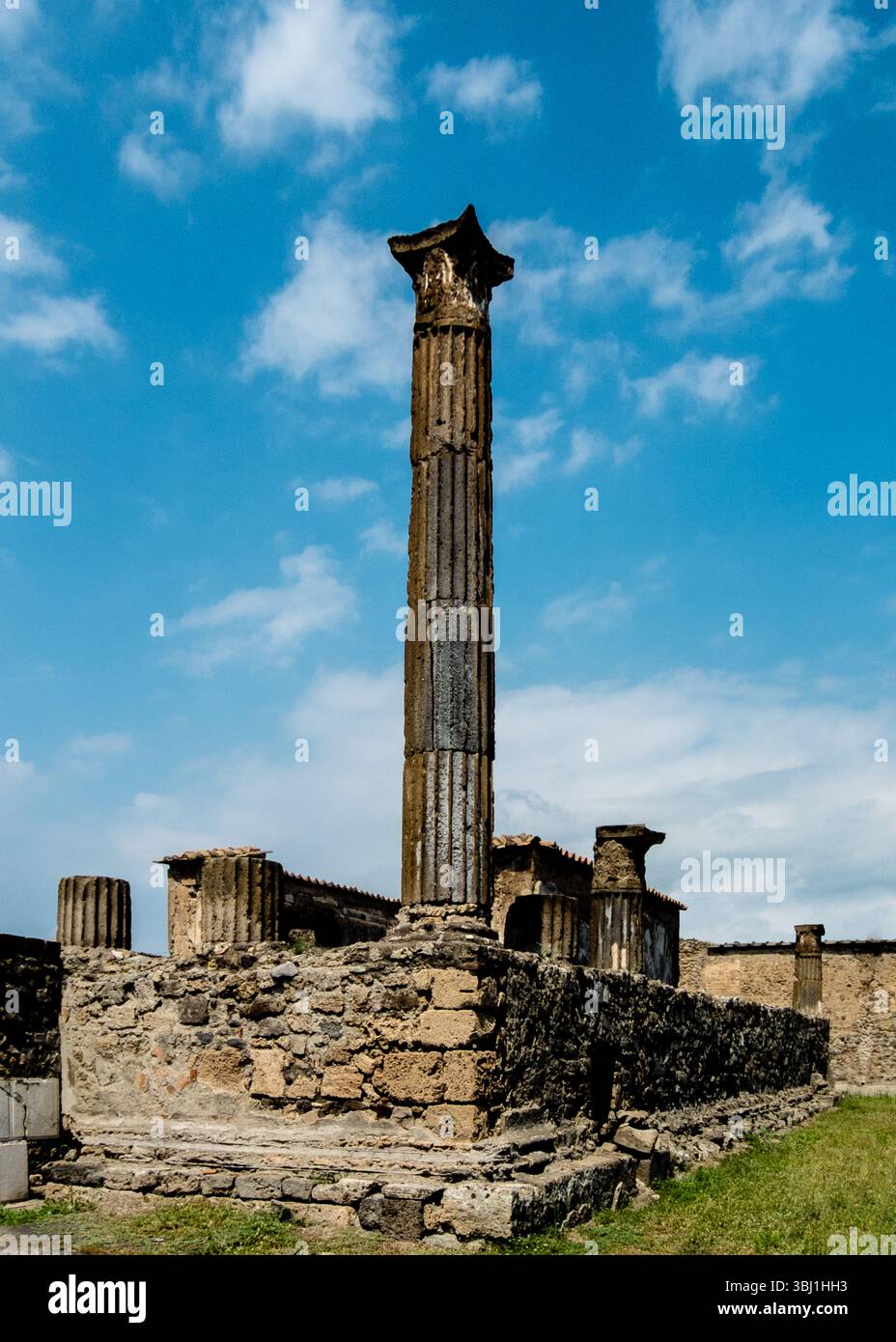 Remnants of classical structures hi-res stock photography and images ...