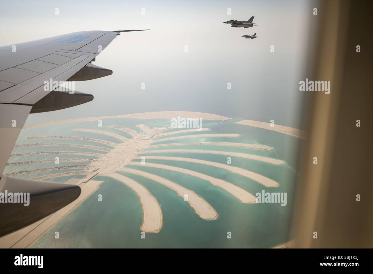 President Donald Trump tours Sheikh Zayed Grand Mosque, Thursday, May ...