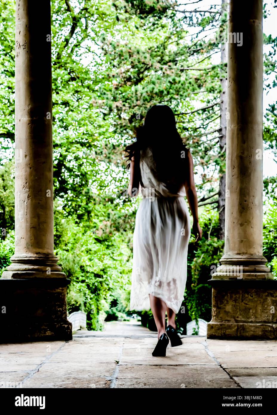 High heels long legs hi-res stock photography and images - Alamy