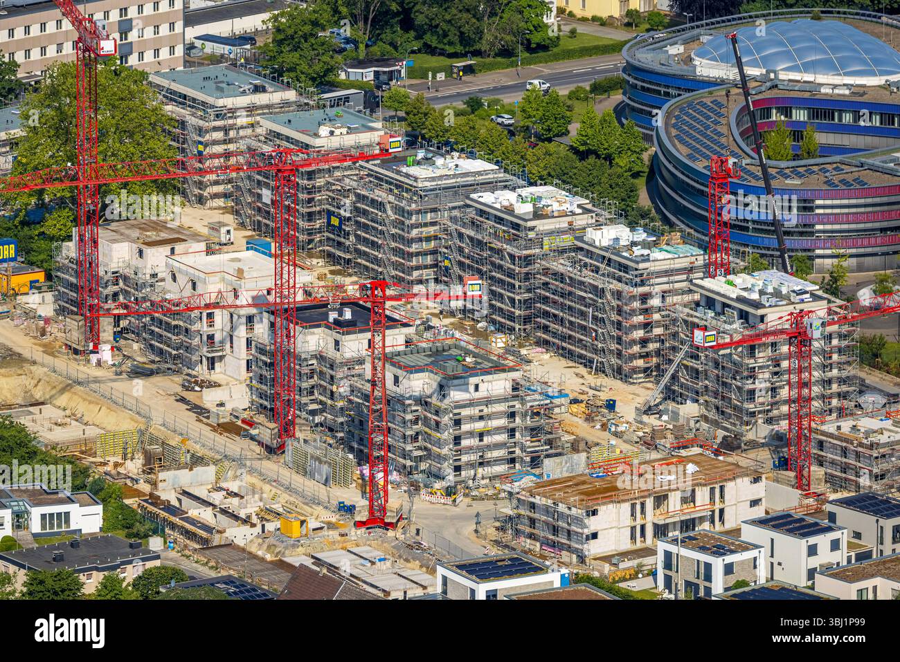 Luftbild, Neues Gymnasium Bochum und Baustelle mit Baukran und Neubau ...