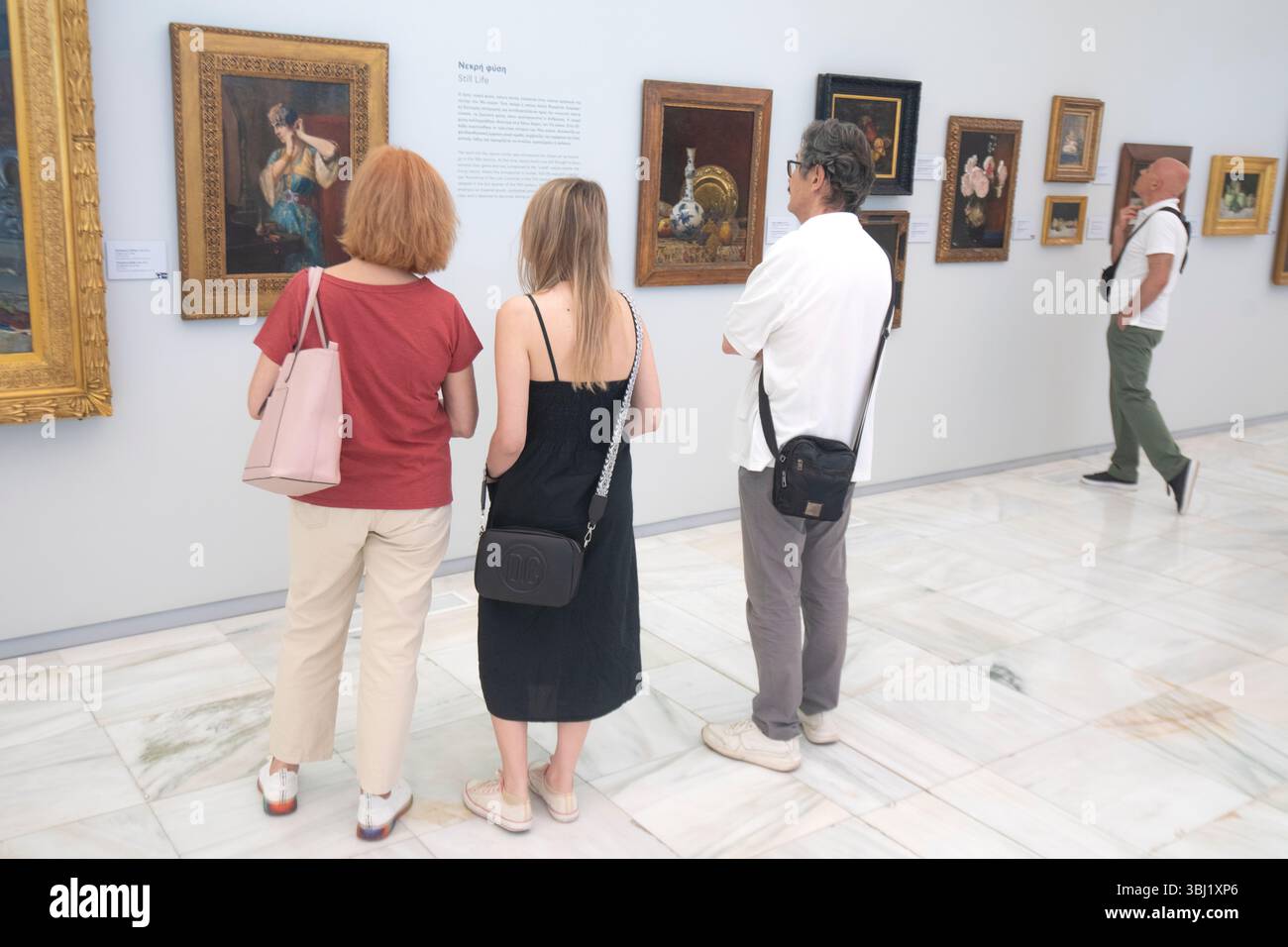 Visitors national museum art hi-res stock photography and images - Alamy