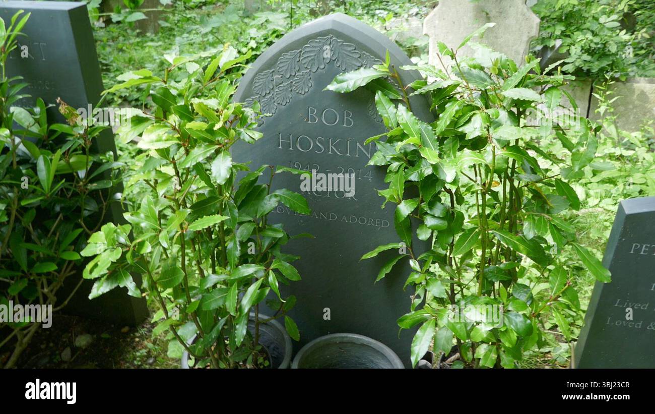 London, England 29th May 2025 Actor Bob Hoskins Grave at Highgate ...