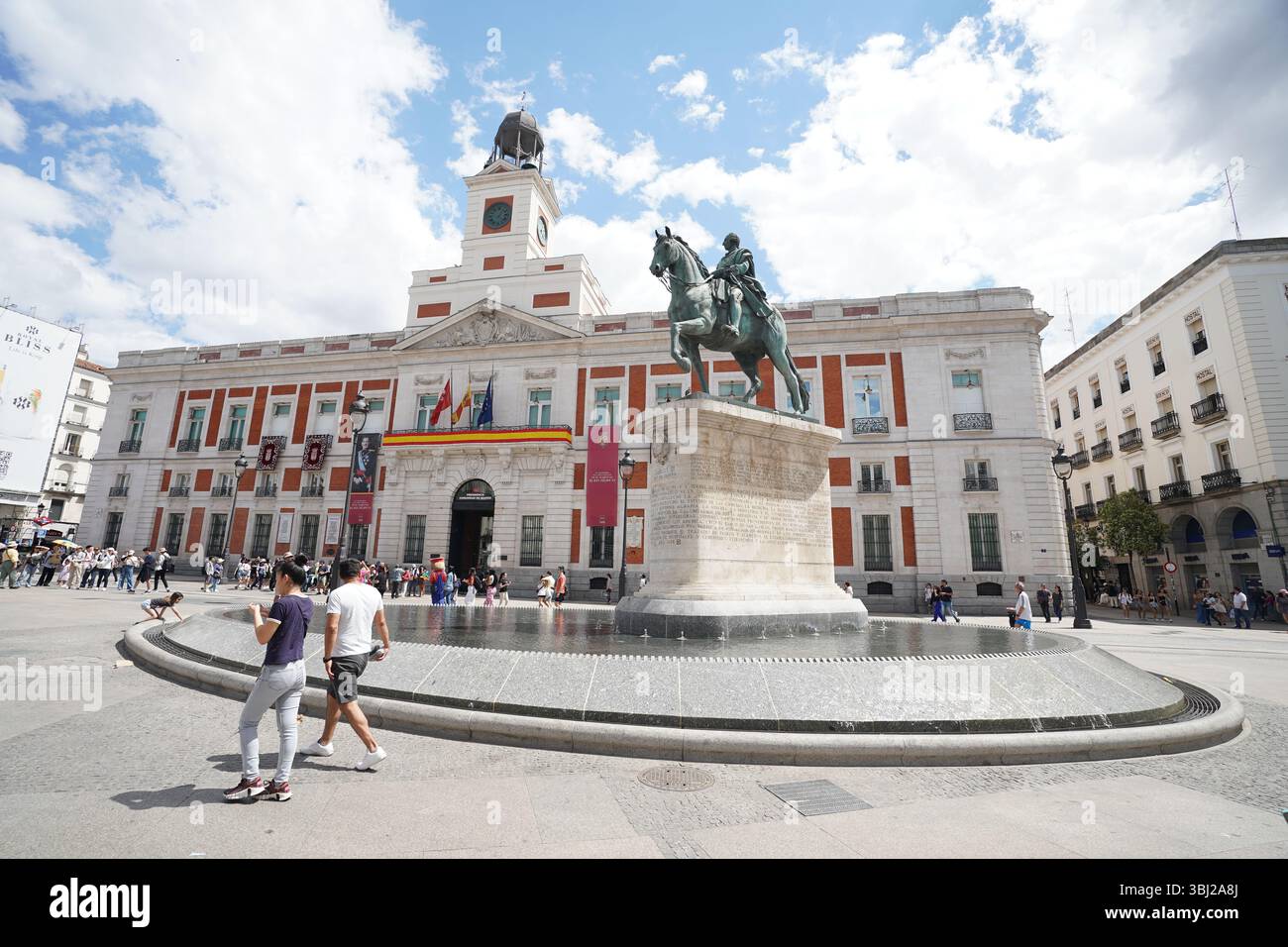 Madrid iconic landmark spain hi-res stock photography and images - Alamy