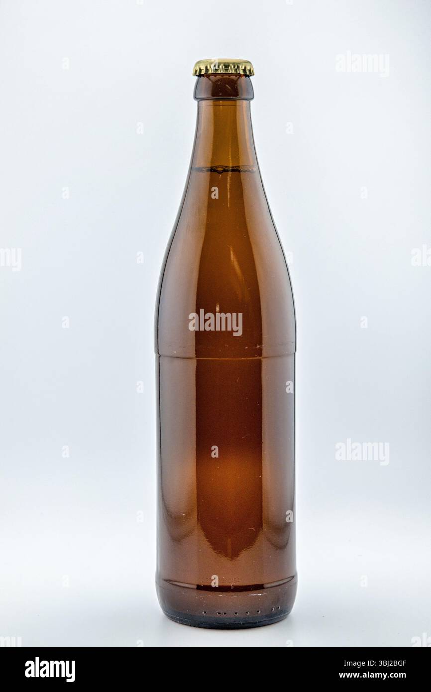brown beer bottle Stock Photo - Alamy