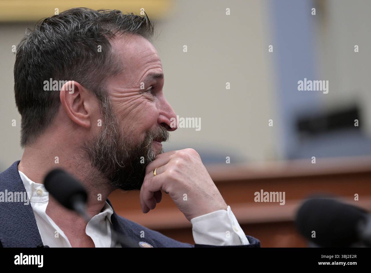 Washington, Dc, USA. 14th Feb, 2025. US Actor Noah Wyle speaks about ...