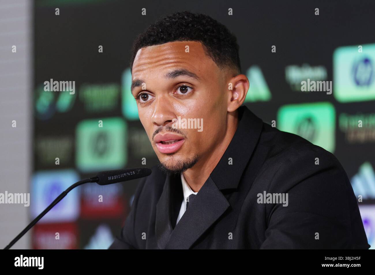 Presentation Trent Alexander-Arnold as new player of Real Madrid on 12 ...