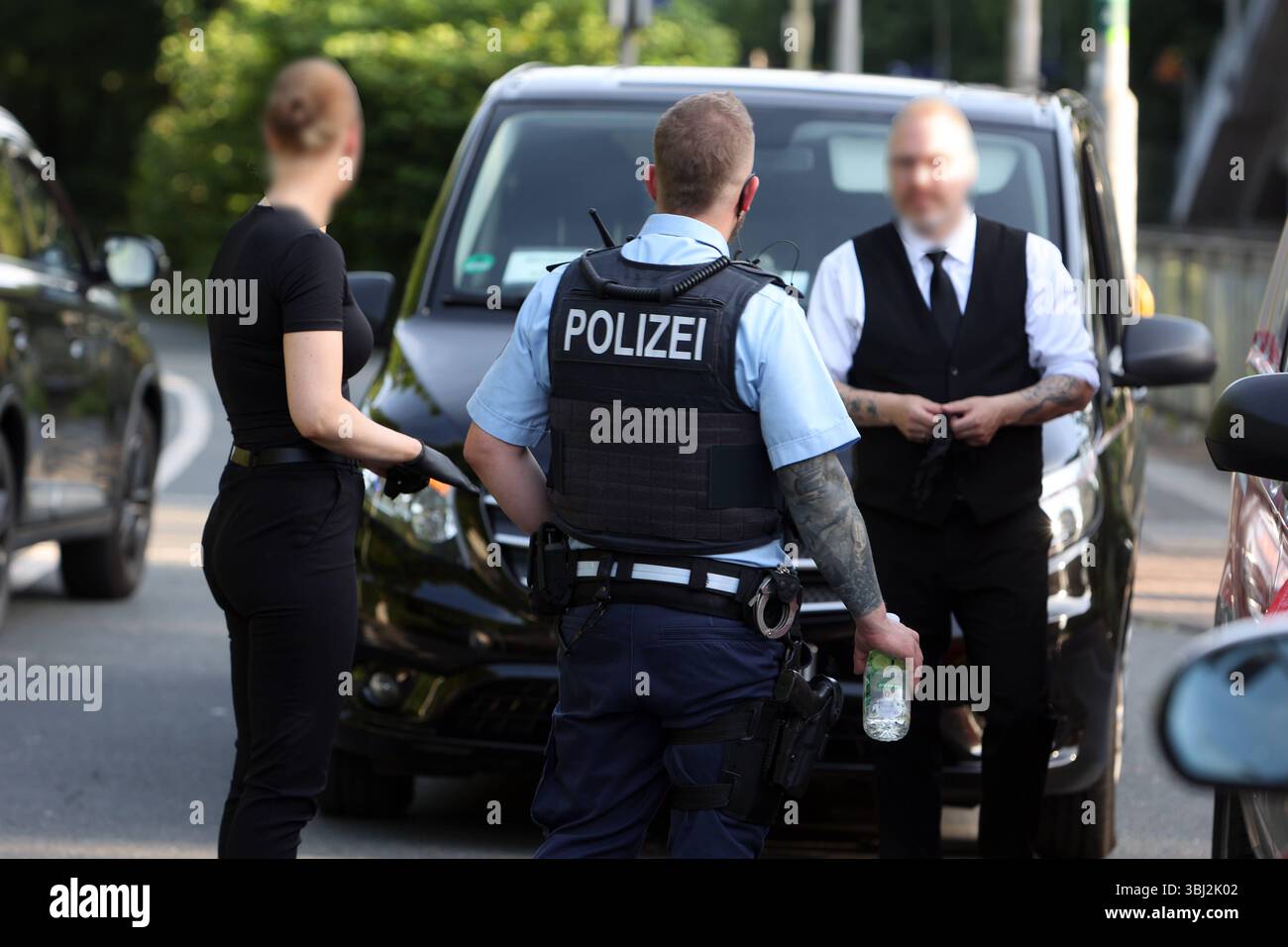 Tödlicher Bahnunfall An einem Bahnübergang mit Halbschranke ereignete ...