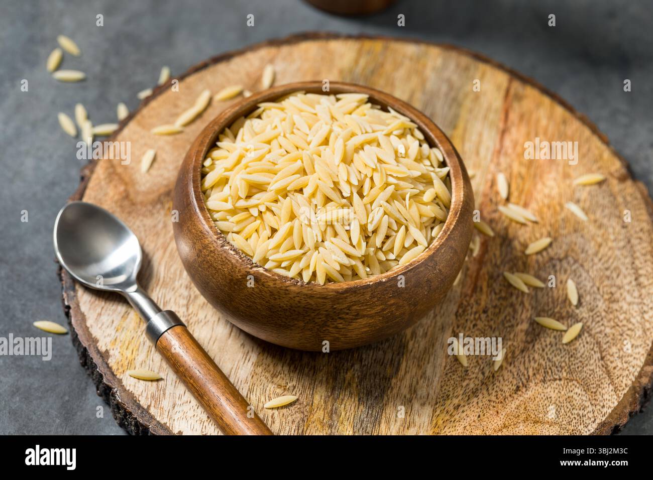 Organic Dried Orzo Pasta in a Bowl to Cook Stock Photo - Alamy