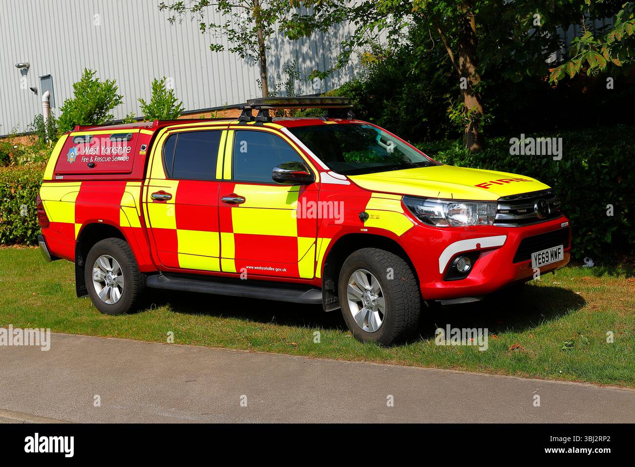 Toyota Hilux responce vehicle used by West Yorkshire Fire & Rescue ...