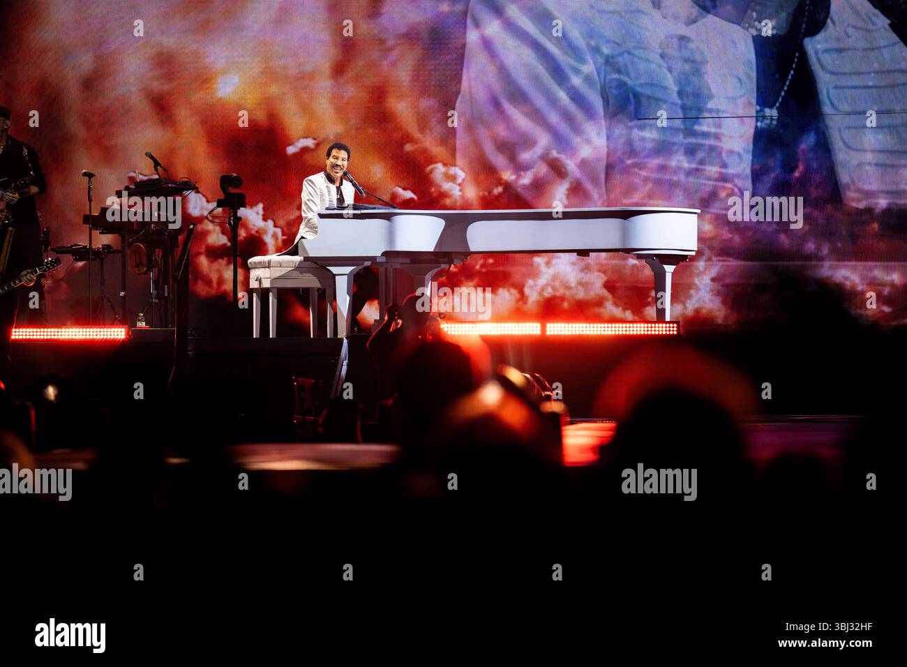 Manchester, 12 June 2025. Lionel Richie performing on stage at Co-op ...