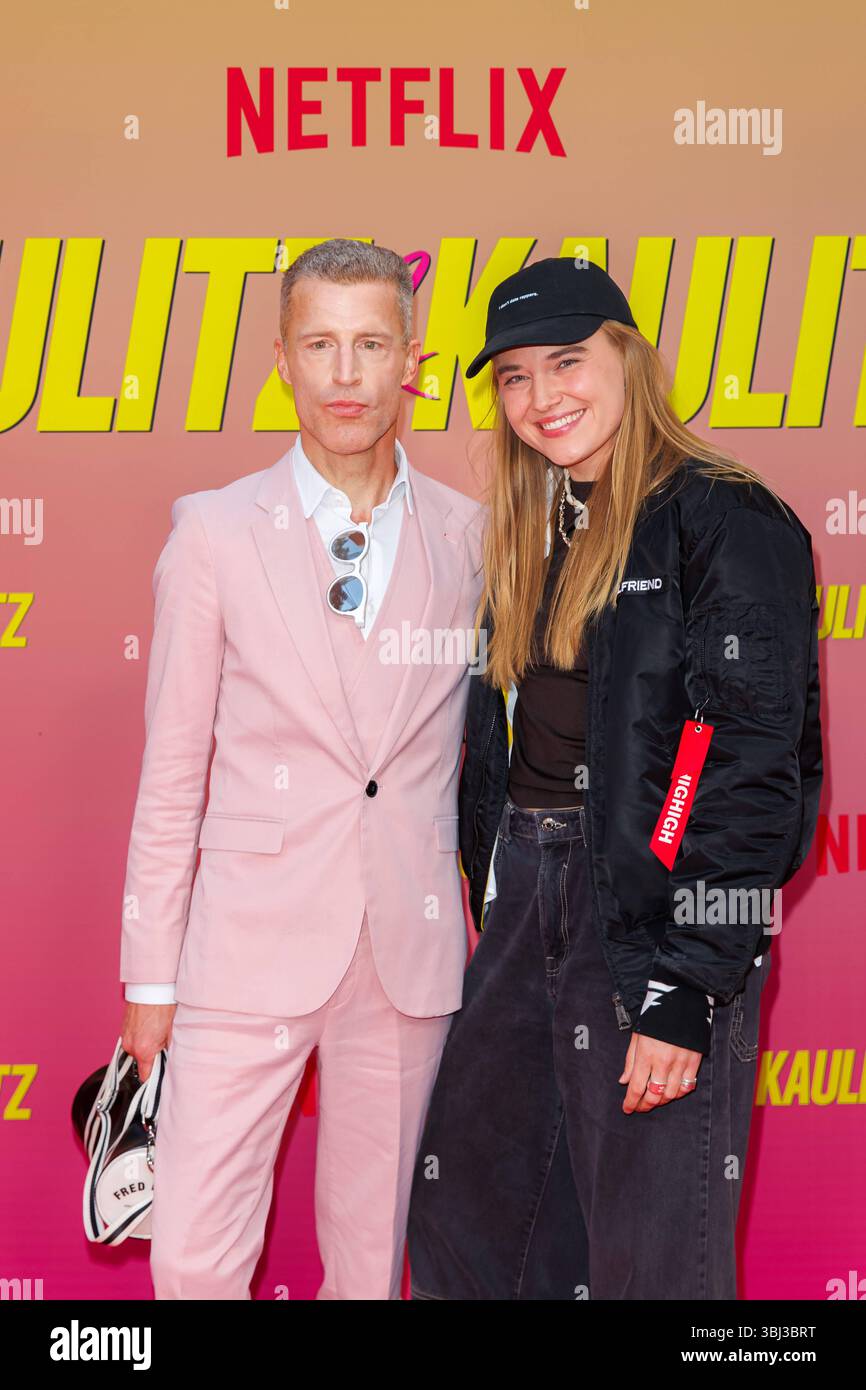 Premiere - NETFLIX Kaulitz und Kaulitz Benjamin von Stuckrad-Barre und ...