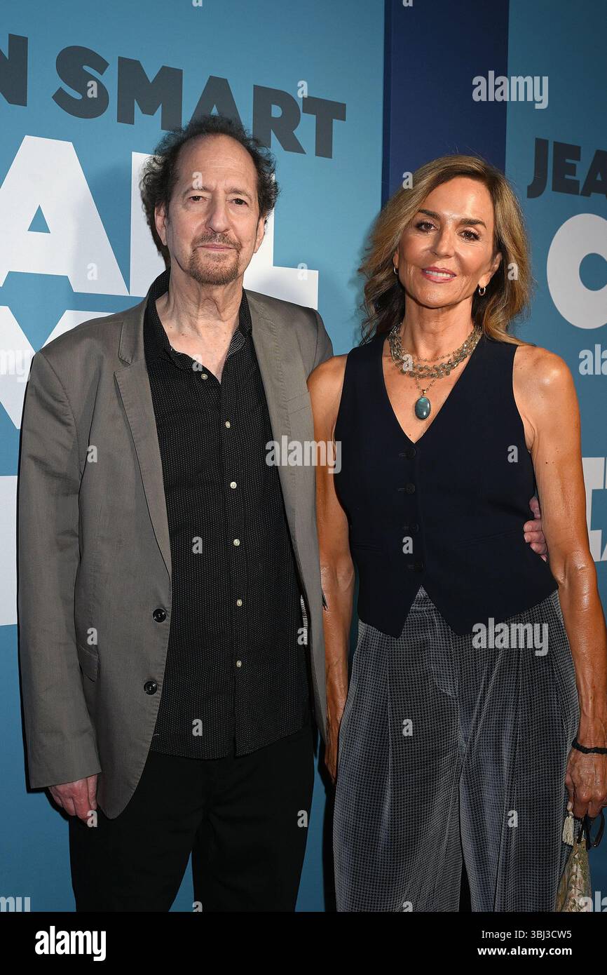 Michael Wolff and wife Polly Draper attend the "Call Me Izzy" Broadway ...