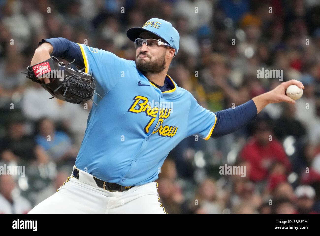 Milwaukee Brewers pitcher Aaron Ashby throws during the eighth inning ...
