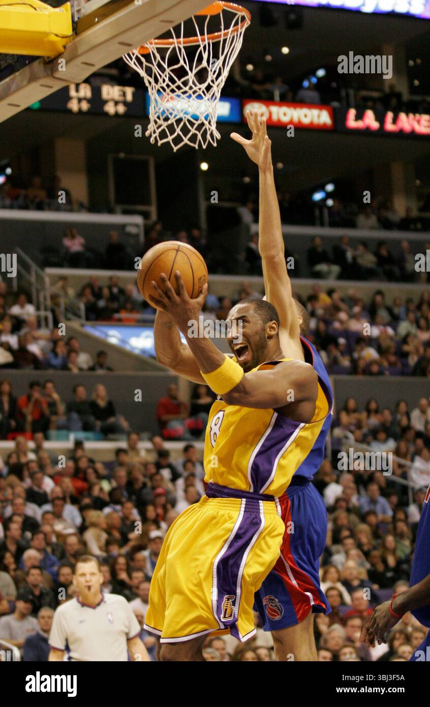 Los Angeles Lakers' Kobe Bryant during a NBA basketball game against ...