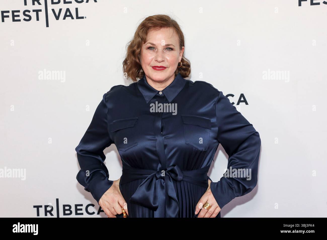 Actor and director Patricia Arquette attends the "Gonzo Girl" premiere ...