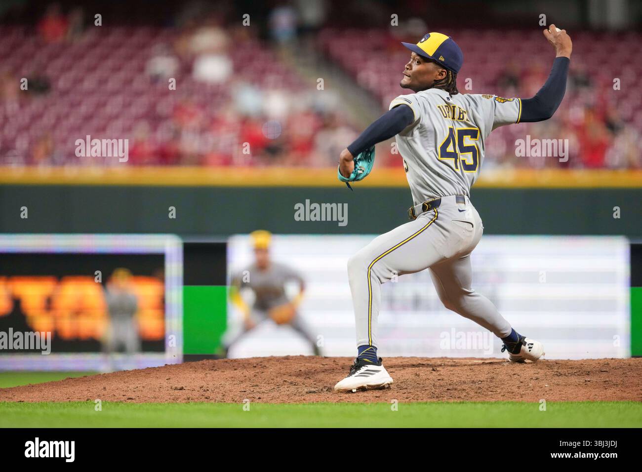 Milwaukee Brewers pitcher Abner Uribe throws during a baseball game ...
