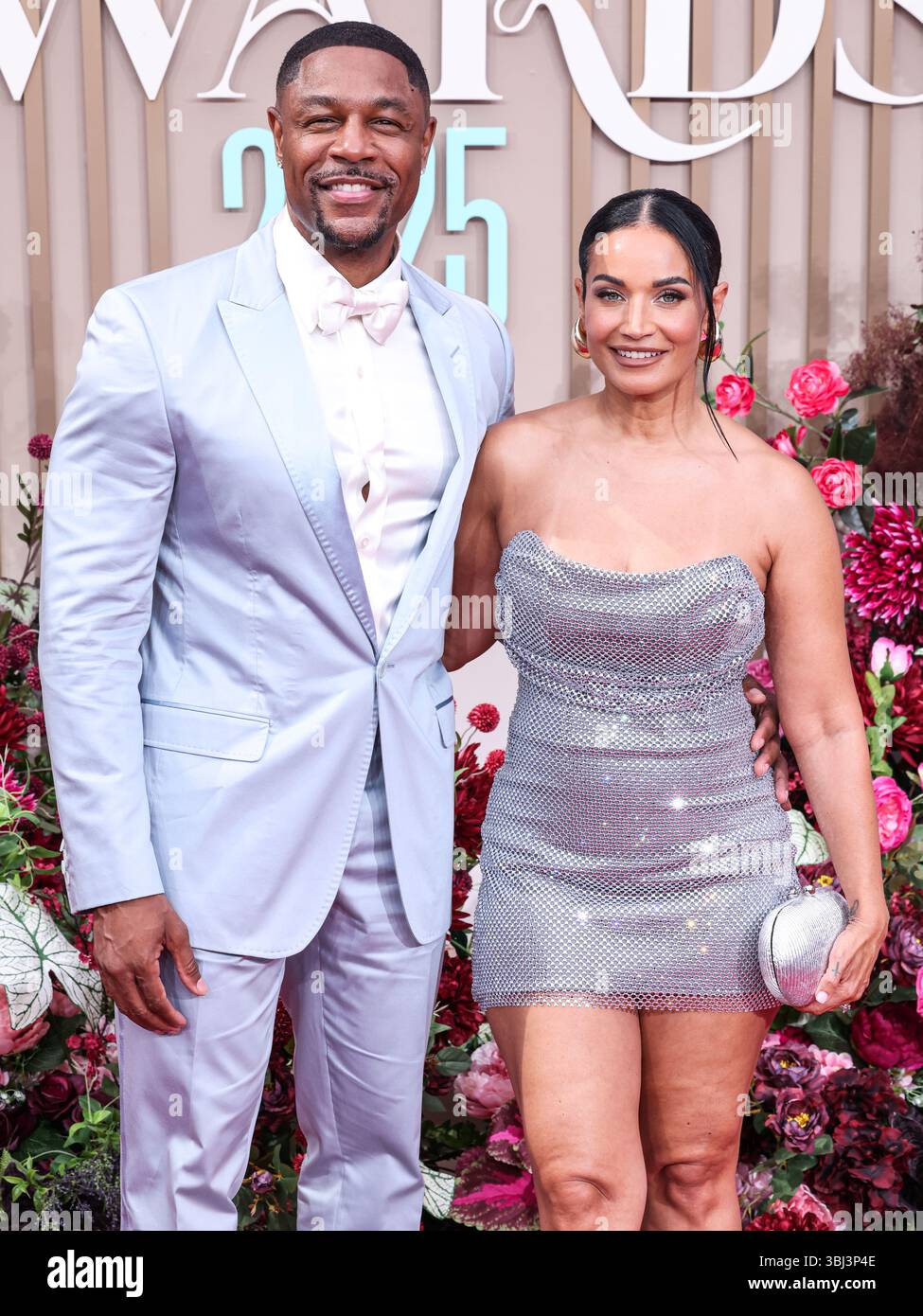 LOS ANGELES, CALIFORNIA, USA - JUNE 09: American singer and songwriter ...