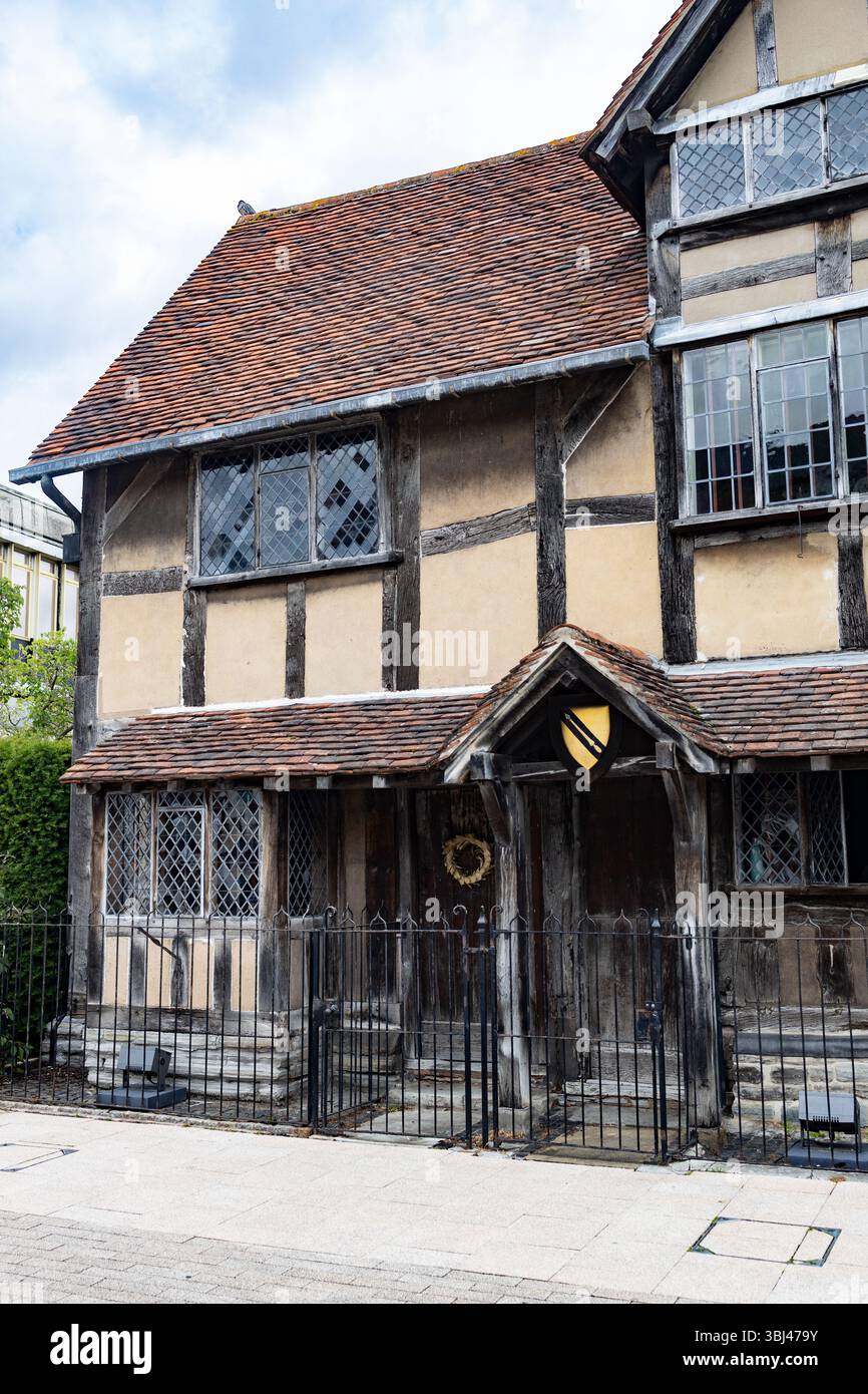William shakespeares birthplace medieval hi-res stock photography and ...