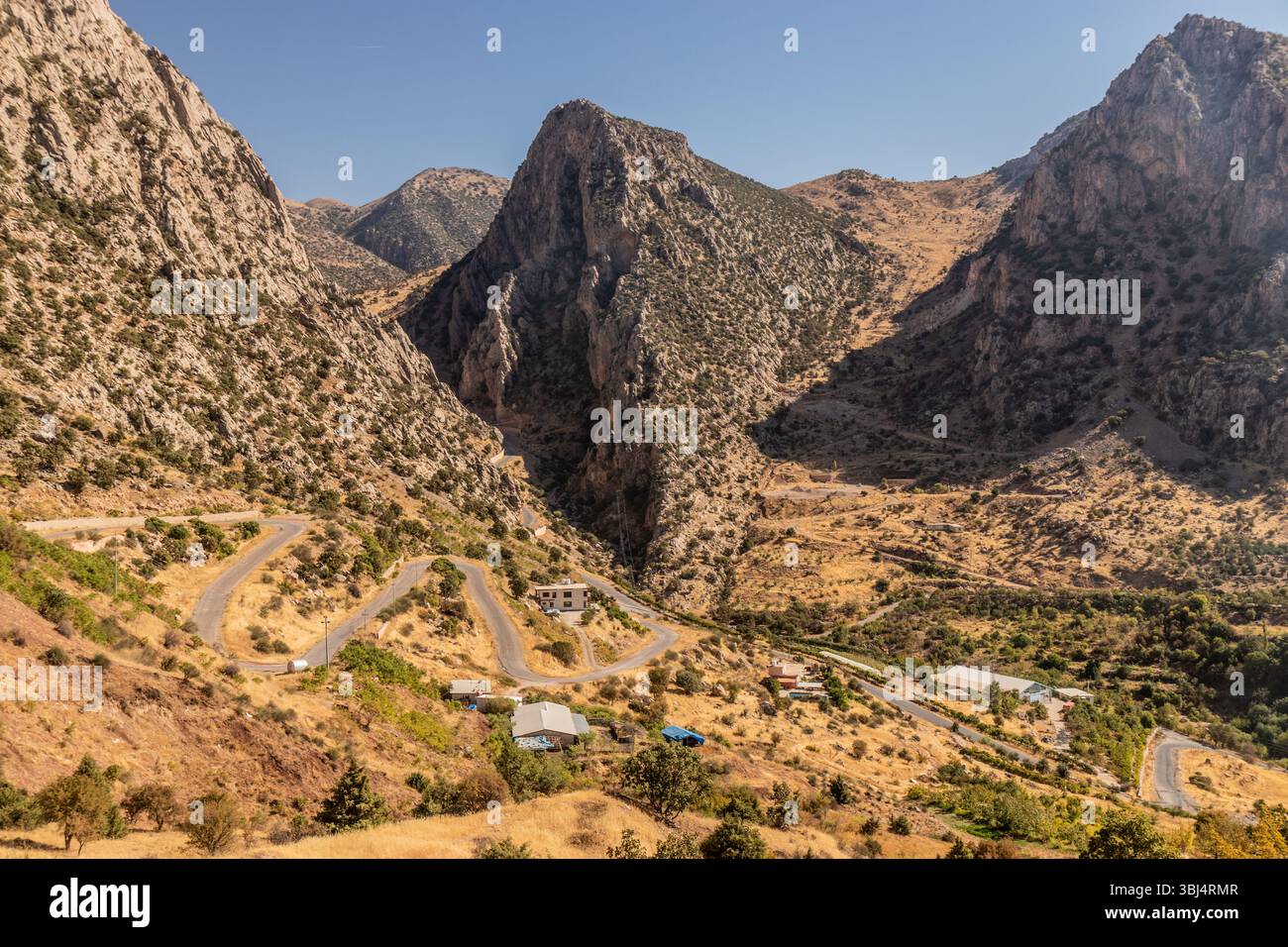 Mountains above Amedi (Amadiye) town, Kurdistan Region of Iraq Stock ...