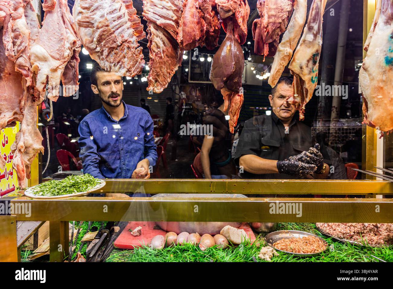 SULAYMANIYAH, IRAQ - OCTOBER 6, 2022: Kebab stall in the center of ...