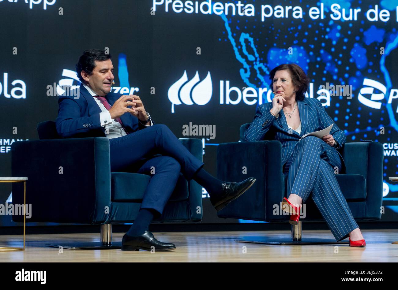 The Global CEO, NetApp, César Cernuda and the president for Southern ...