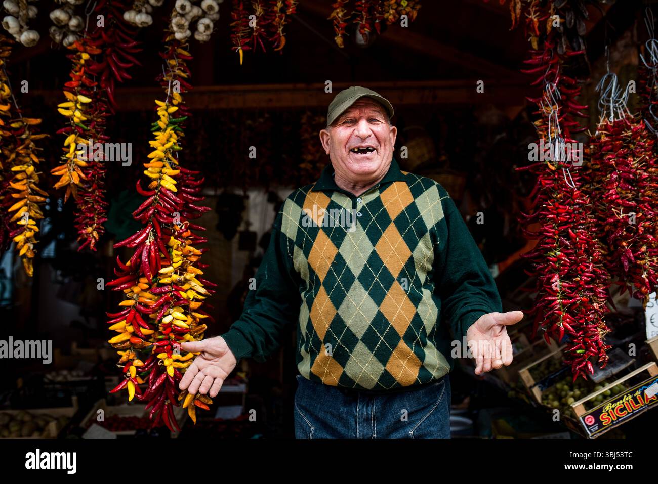 Calabrian hat hi-res stock photography and images - Alamy